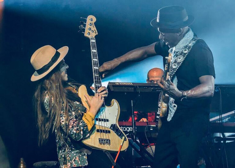 Biography - Kinga Głyk